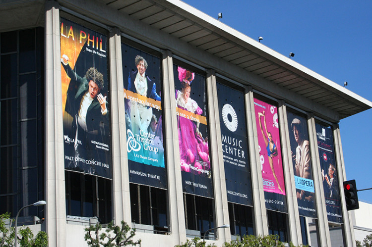 Exterior Building Banners - Gallery - AGMedia